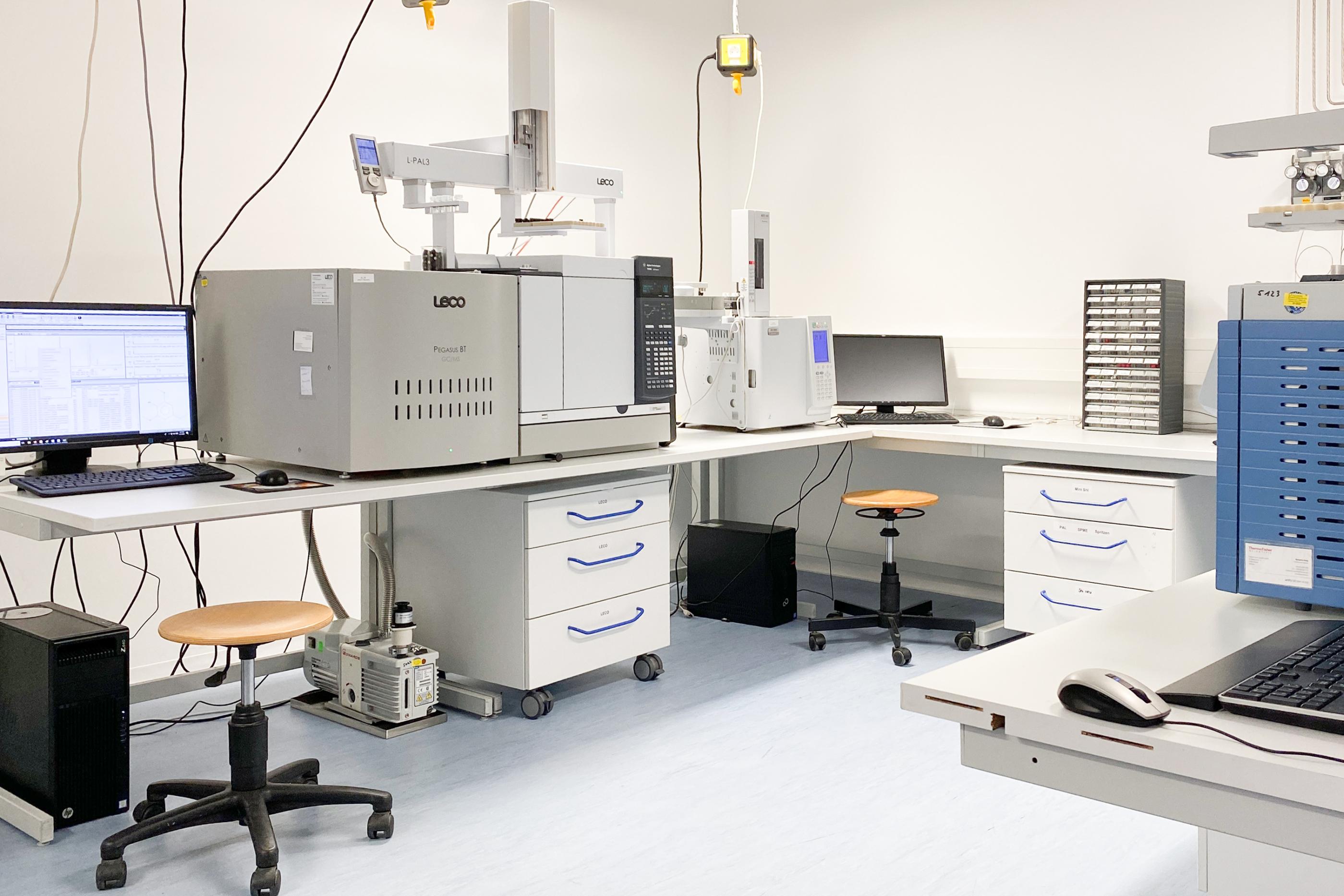 Your Leading Lab for Flavor Analysis - aromaLAB